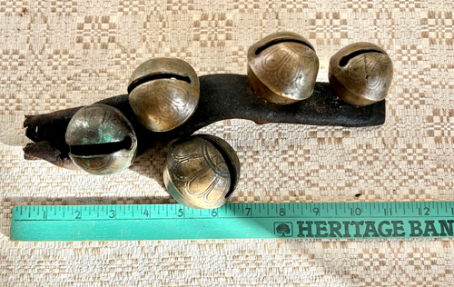 5 ANTIQUE BRASS CROTAL SLEIGH BELLs | eBay