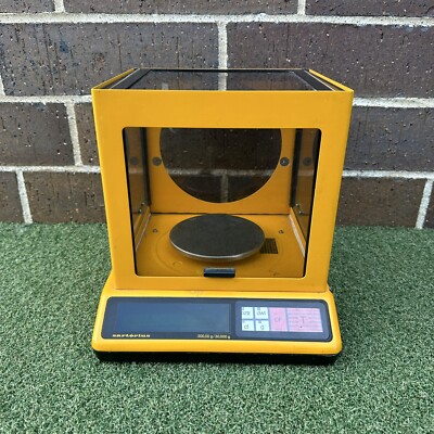 Lab Scales & Balances - Sartorius Balance