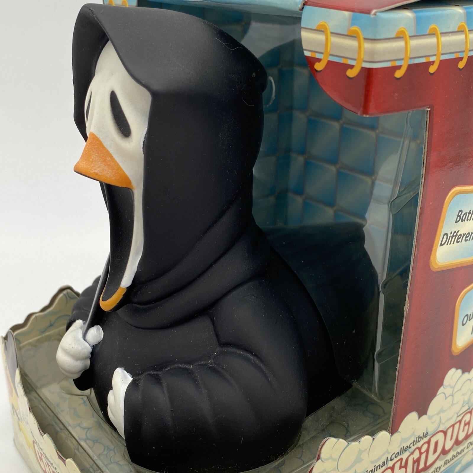 Celebriducks Limited Edition Screaming Duck Horror Ghostface Scream ...