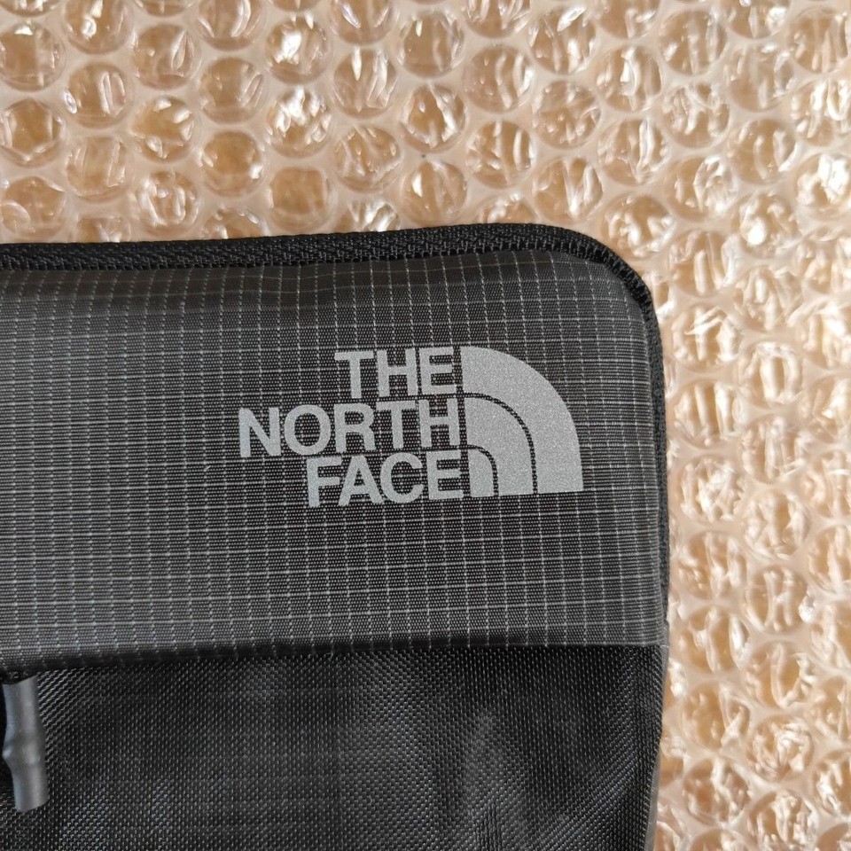 New unused The North Face Hazy Wallet NM82460 Graphite Gray 2025 New ...