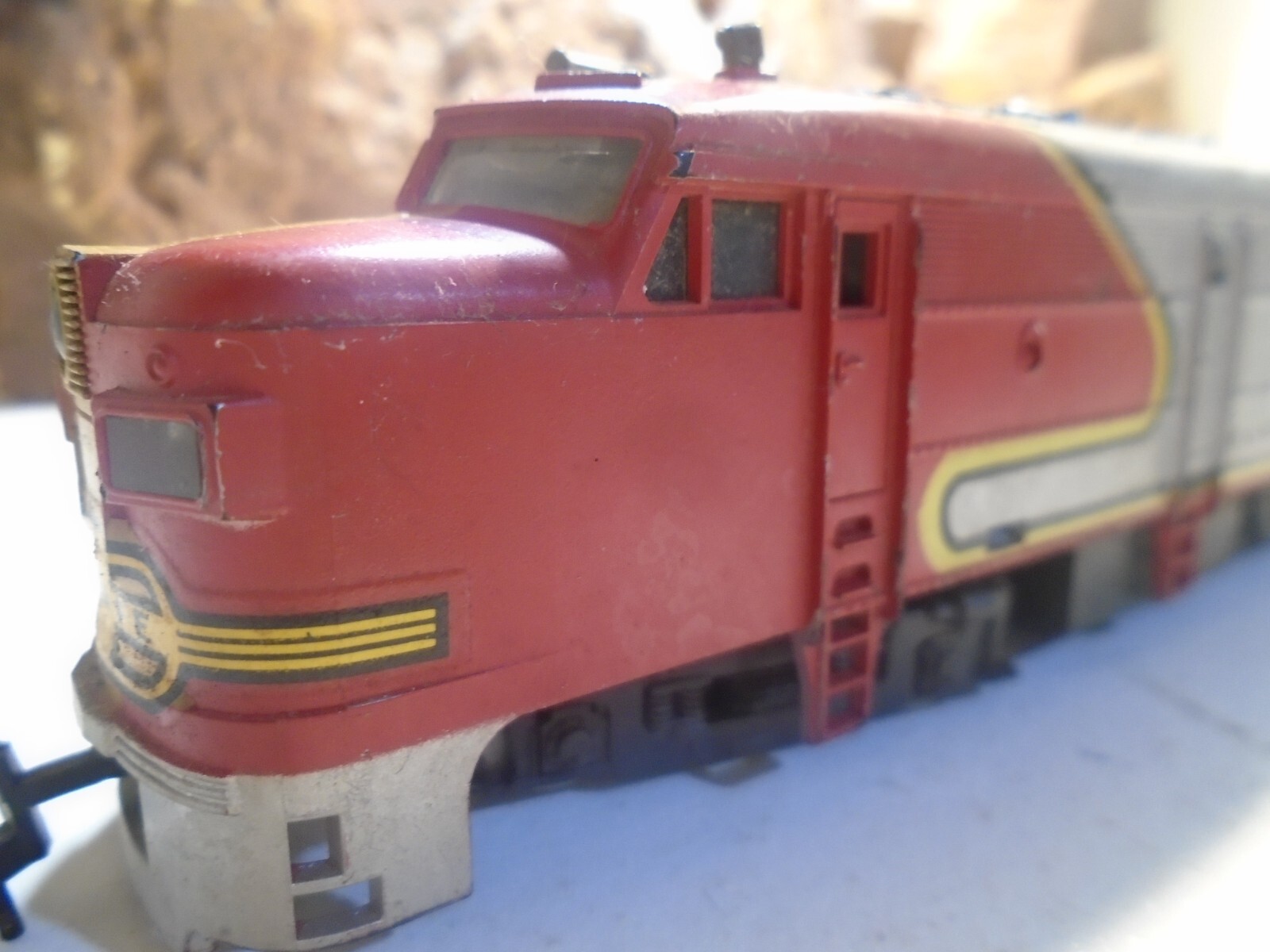 ROCO HO SCALE SANTA FE EMD F-7 DIESEL LOCOMOTIVE,TESTED, EXCELLENT 1 ...