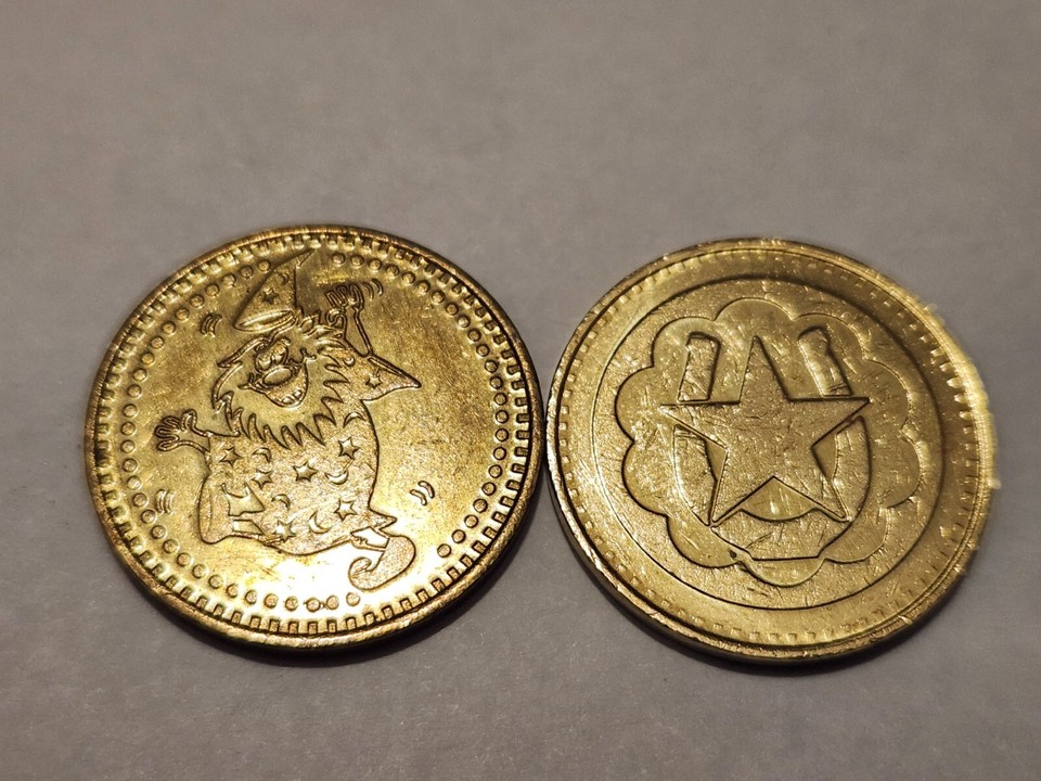 Arcade Game Tokens Wizard / Horseshoe & Star - 50 Token Lot - Size .900 ...