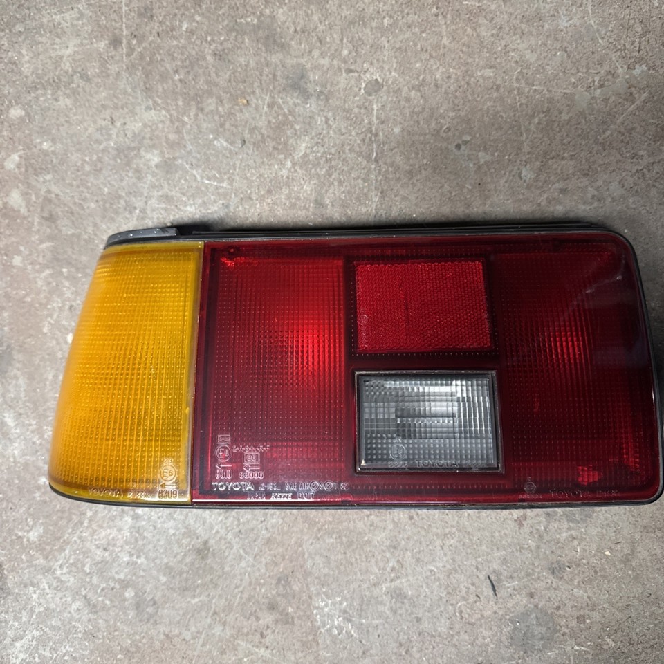 84-85 Toyota Corolla Coupe Left&Right Tail Light Set AE86 Zenki GT-S ...