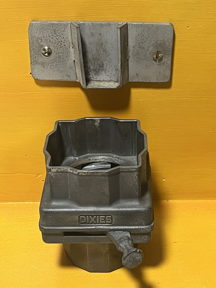 DIXIE VORTEX GLASS CUP HOLDER DISPENSER W/ LEVER & BRACKET 25" CIRCA ...