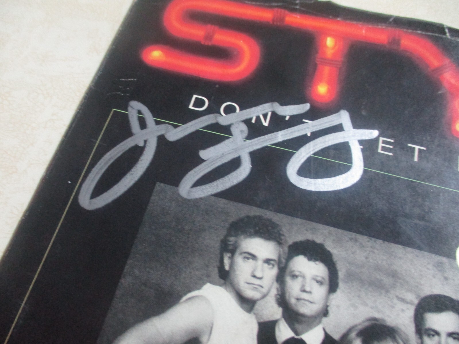 STYX AUTHENTIC AUTOGRAPHED/SIGNED VINYL RECORD 45 JAMES YOUNG & CHUCK ...