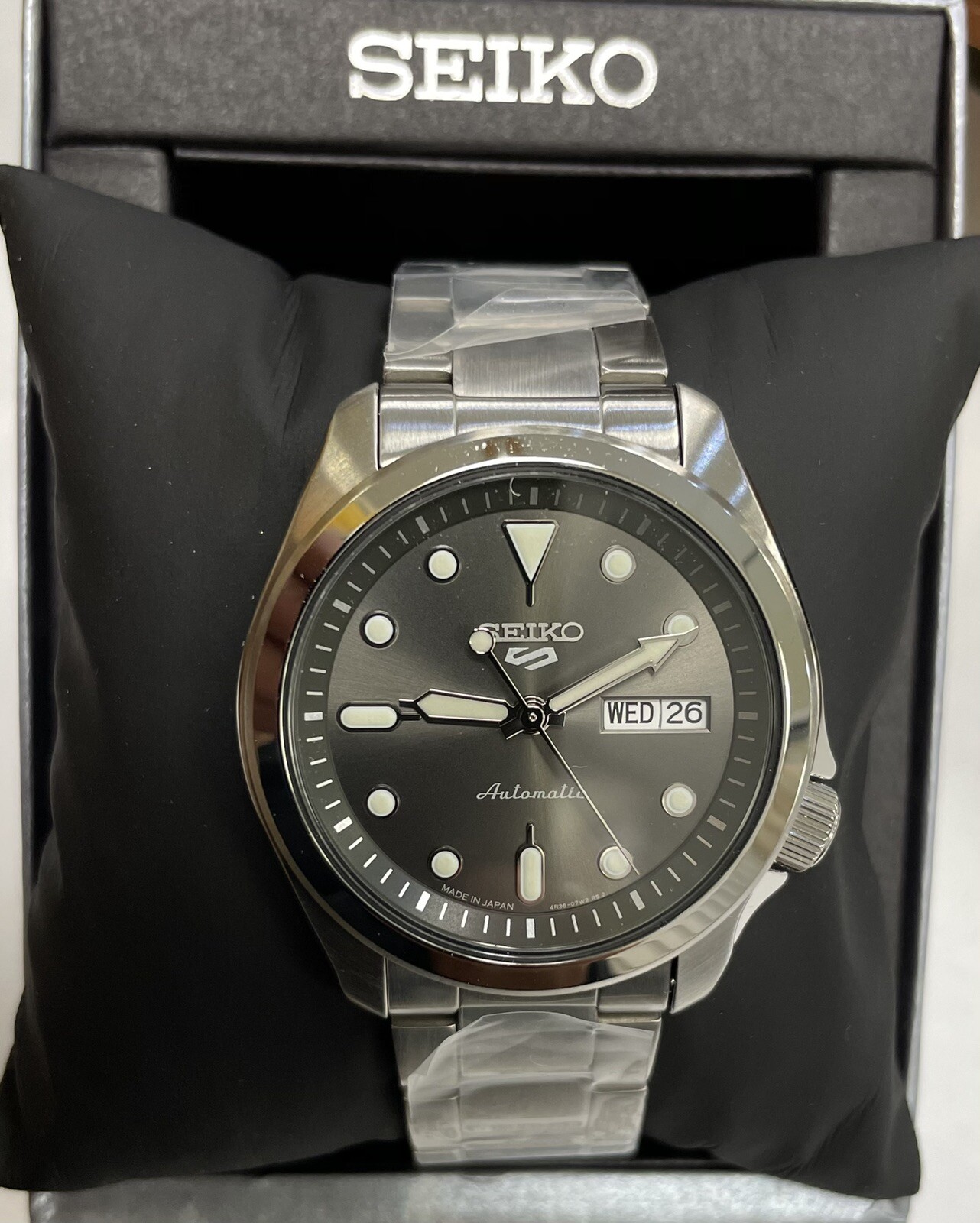 SEIKO 5 Automatic Men’s Watch Steel Bracelet Day-date SRPE51 Made In ...