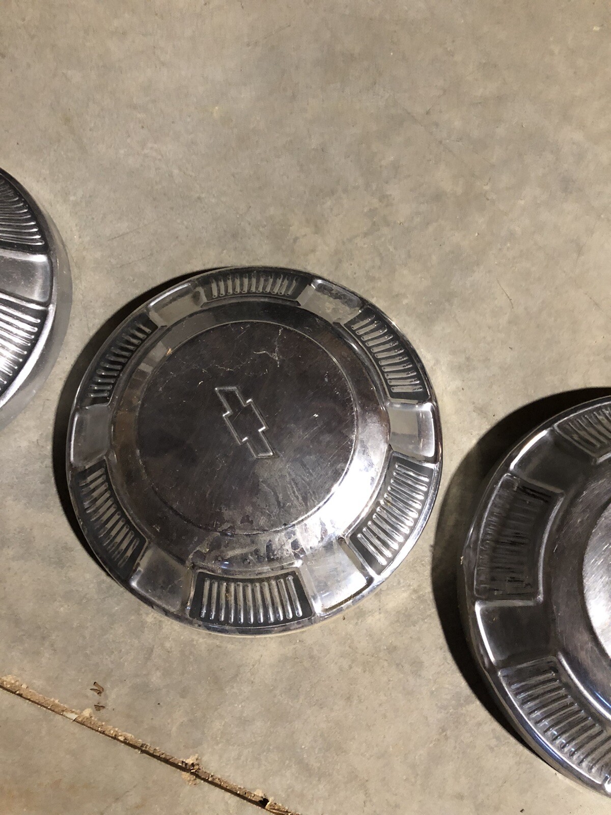 68 69 70 71 72 Belair Impala Chevy full size car dog dish hub caps set ...