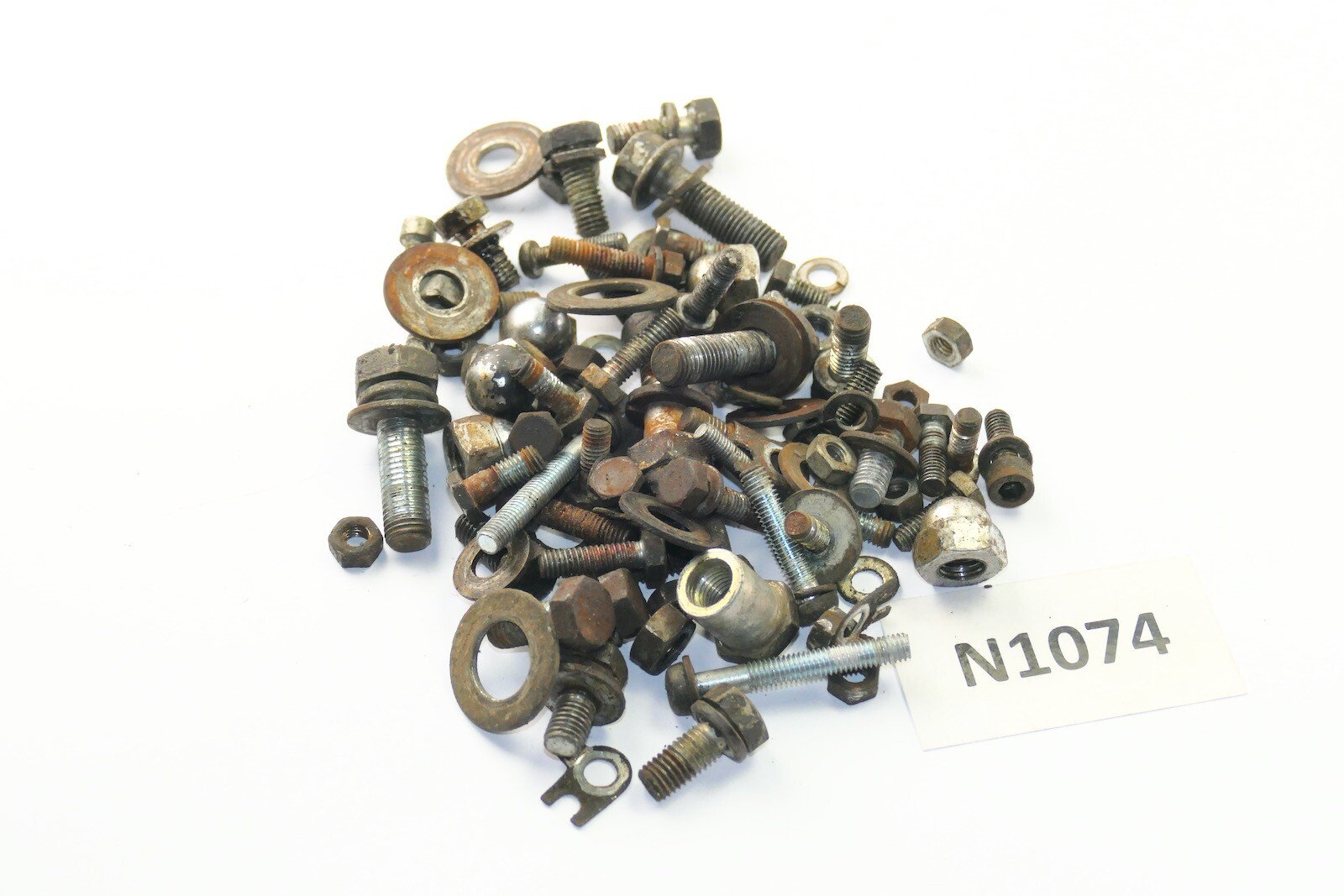 Yamaha RD 250 352 BJ 1975 - screws frame N1074 | eBay