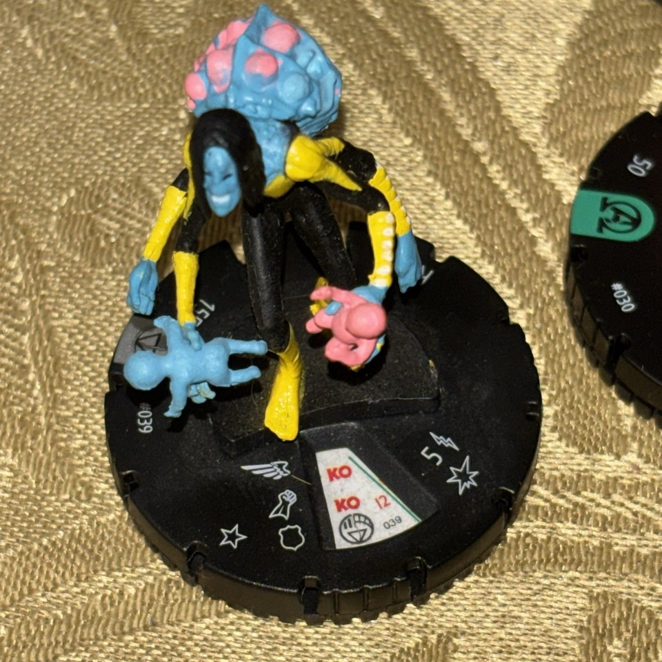 Marvel Heroclix Lot Of 20 LOT No Duplicates Wizkids Iron man Wolverine ...