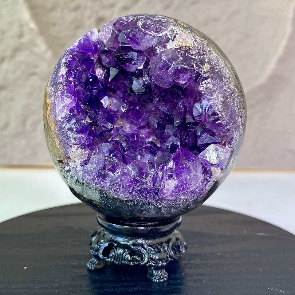 Amethyst Geode Cluster - Open Sphere Crystal Display Specimen - 472G | eBay