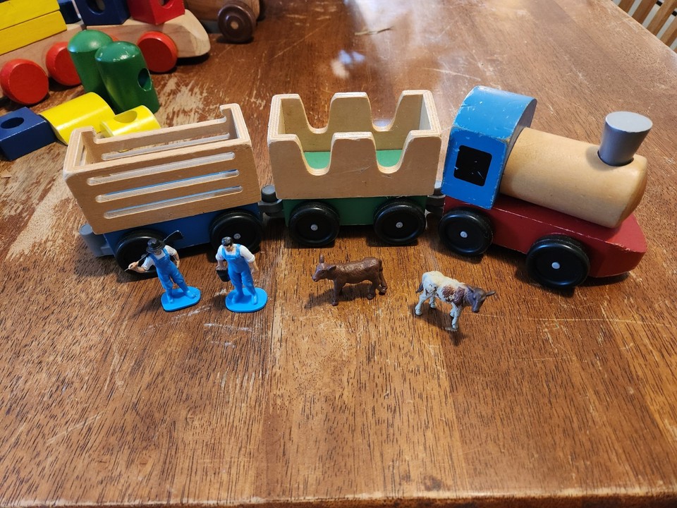 MELISSA DOUG Wood Wooden Farm Train Chunky Set 2 cars 1 Engine | eBay