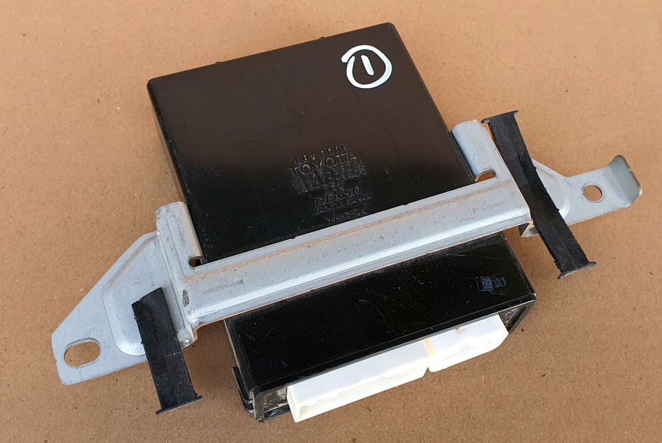 2003-2009 TOYOTA 4RUNNER Tailgate Liftgate Multiplex Control Module ...