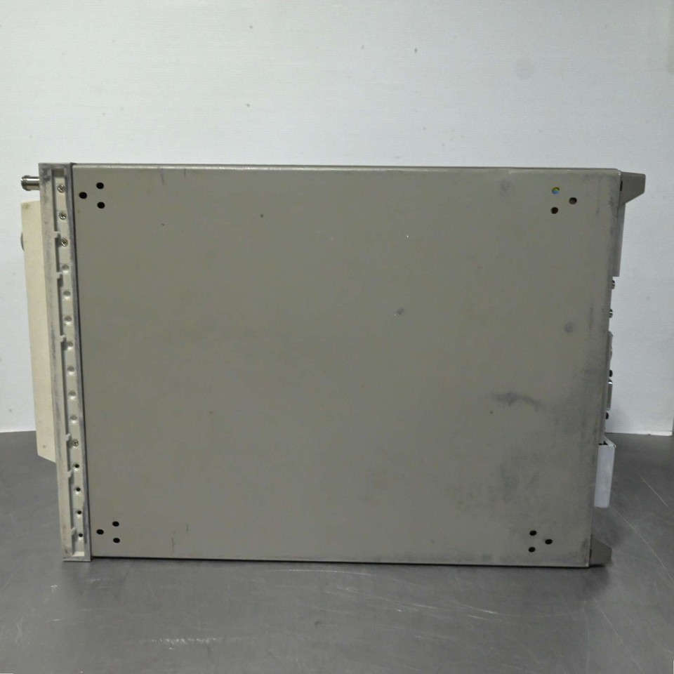 HP 8663A Synthesized Signal Generator 100kHz-2560MHz Opt 003 For Parts ...