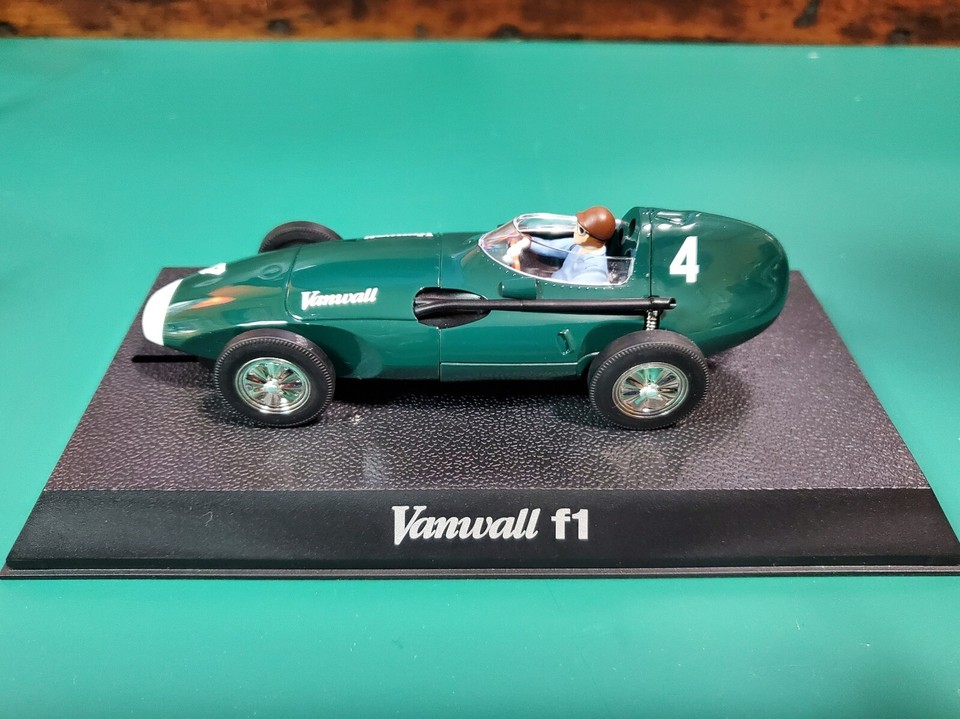 Scalextric 1/32 Slot Car Vanwall F1 1958 #4 C2663 BNIB & Rare! Carrera ...