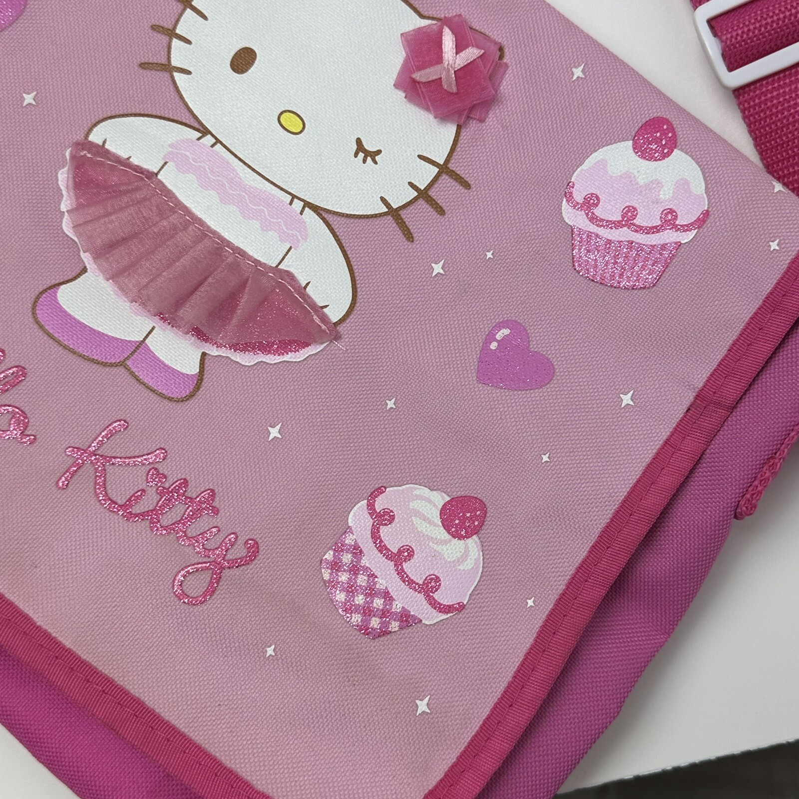 Hello Kitty Ballerina Sweets Cupcakes Crossbody Shoul… - Gem