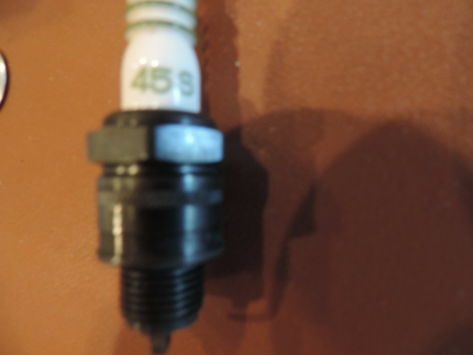 AC Delco Fire Ring AC 45 Spark Plugs with 4 Green Rings--GM #5612371 ...