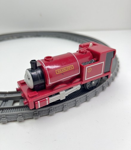 Thomas & Friends Skarloey Trackmaster Motorized Train 09 VIDEO Read ...