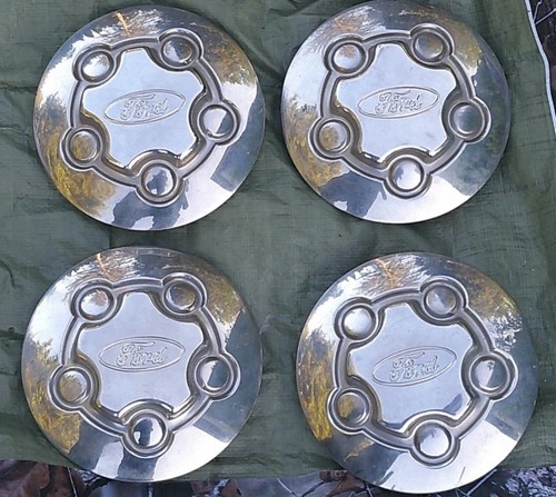 98-11 Ford CROWN VICTORIA P71 P7B RANGER EXPLORER Center Caps Set Of 4 ...