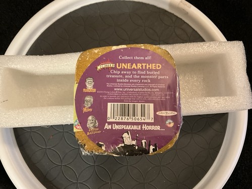 Universal Monsters Unearthed Monster Dig Sets 3-Frankenstein,Mummy ...