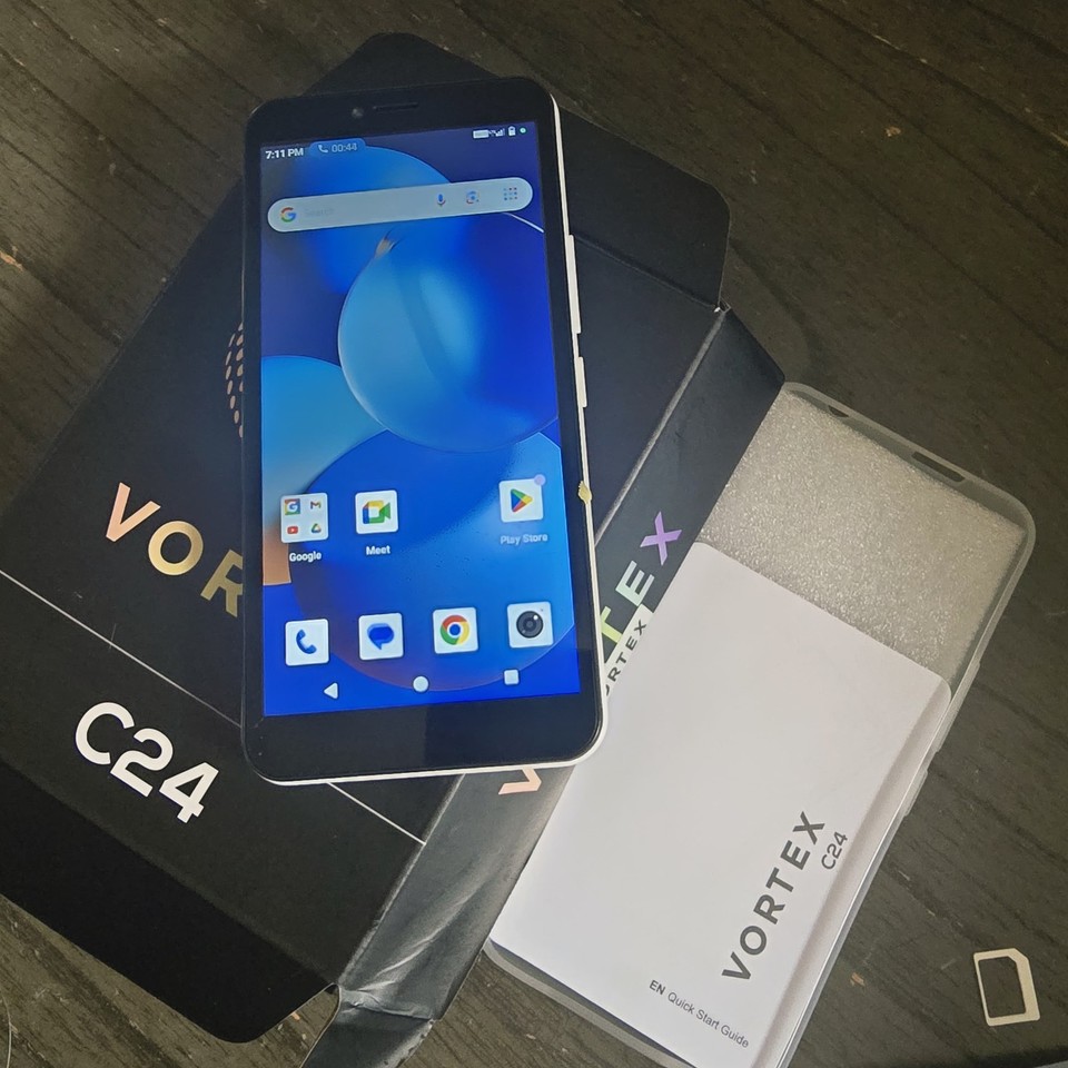 Vortex C24 Cellular 5.5” 16GB Unlocked-White 4G LTE NEW-Android 14 ...