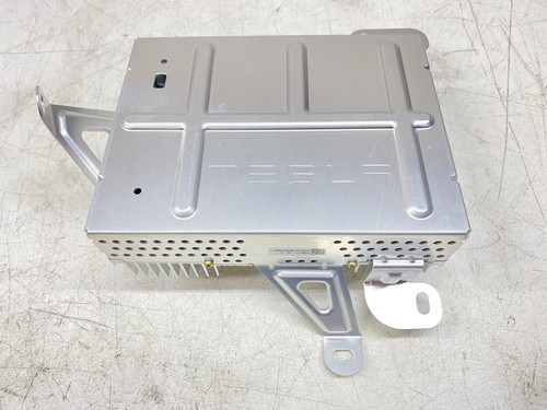 NEW 2021 TESLA MODEL S AUDIO AMPLIFIER AMP SOUND SYSTEM 1490471-00-C ...