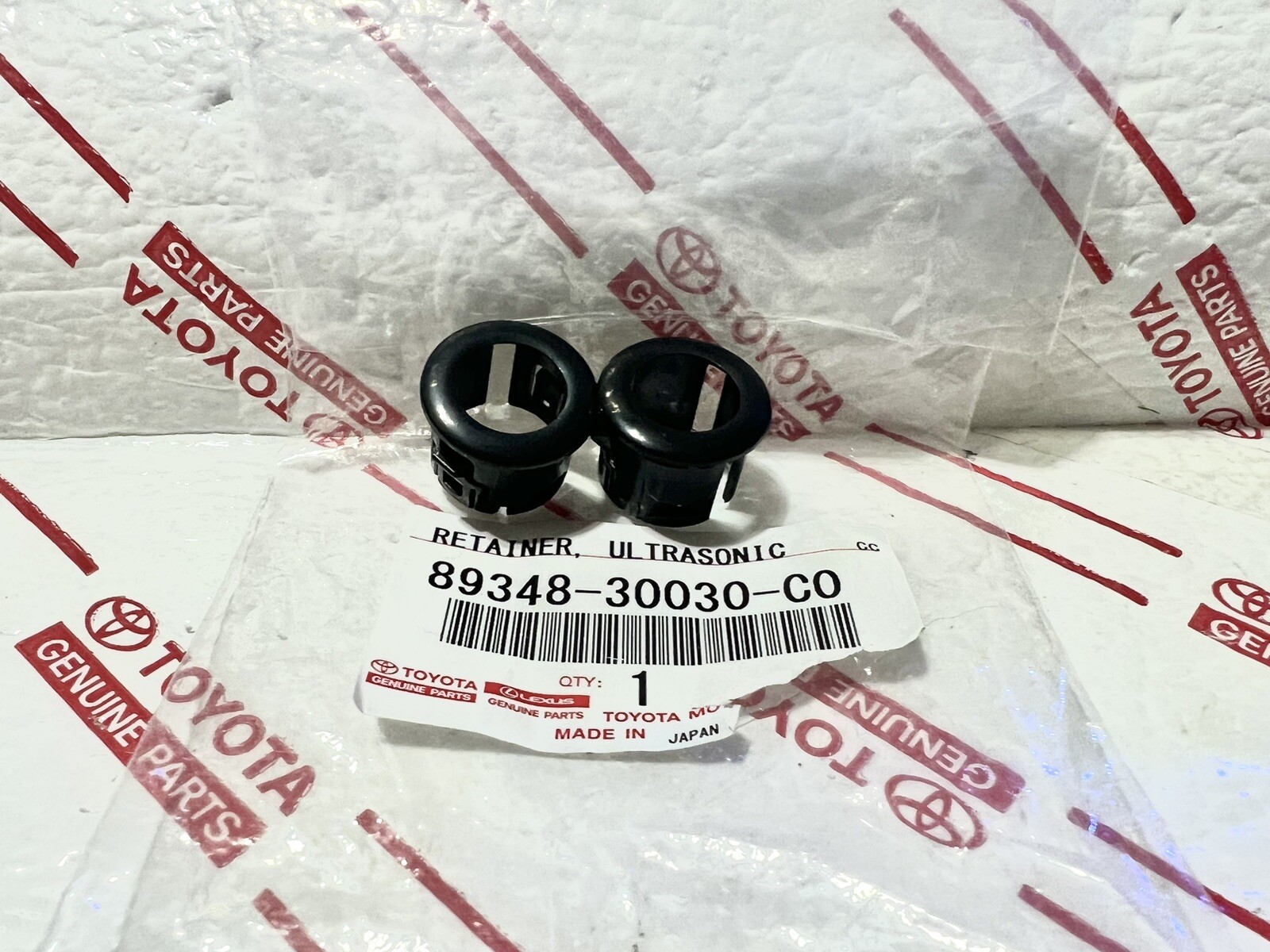*2 NEW LEXUS IS250 IS350 Gs300 BUMPER SENSOR RETAINER ROUND CLIPS OEM ...