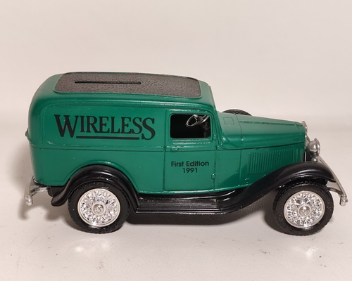 Ertl 1:25 1932 Ford Delivery Van Bank Wireless First Edition 1991 | eBay