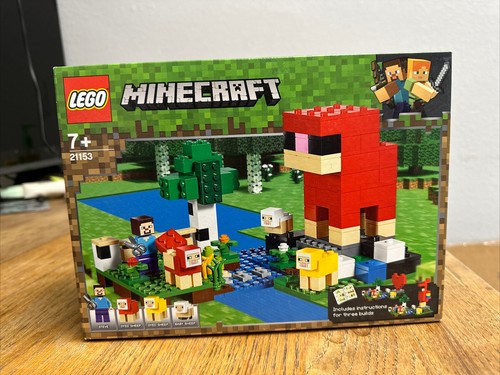 LEGO 21153 Minecraft The Wool Farm Building Set Retired (Box Is Damaged ...