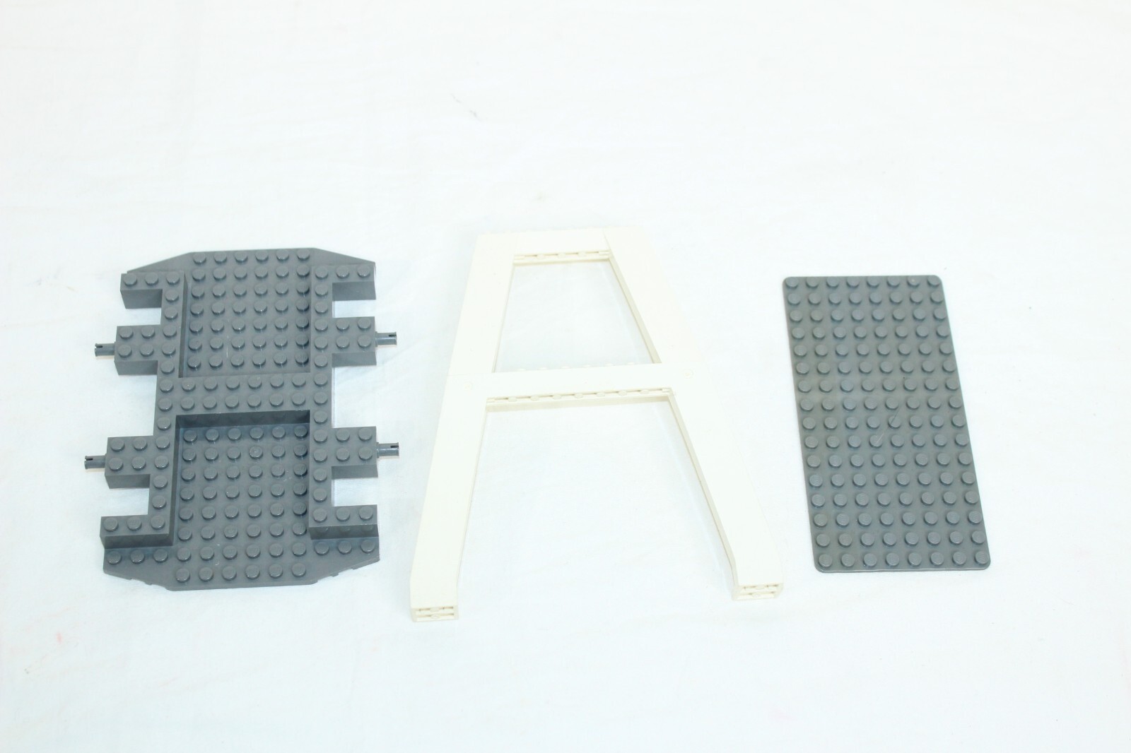 Lego Vehicle Chassie Gray Base Plate Scaffolding Random Parts Lot of 3 ...