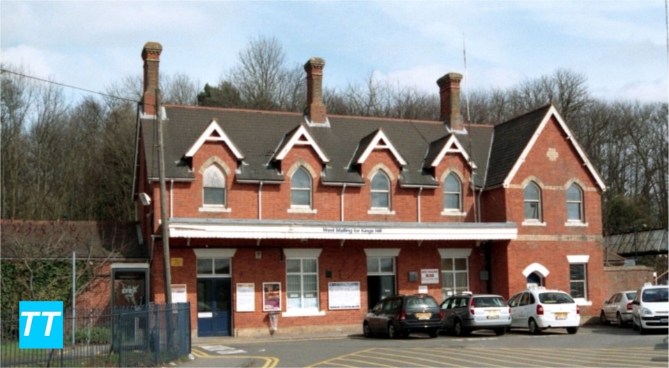 Modelux TT Gauge West Malling Station Building, Kent - KIT 1:120 | eBay UK