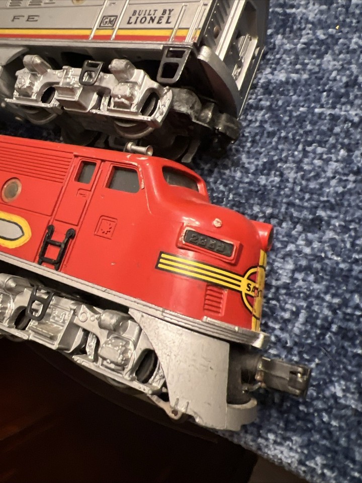 Lionel 2353/33 Vintage O Gauge Santa Fe Diesel Locomotive Train 2333-20 ...