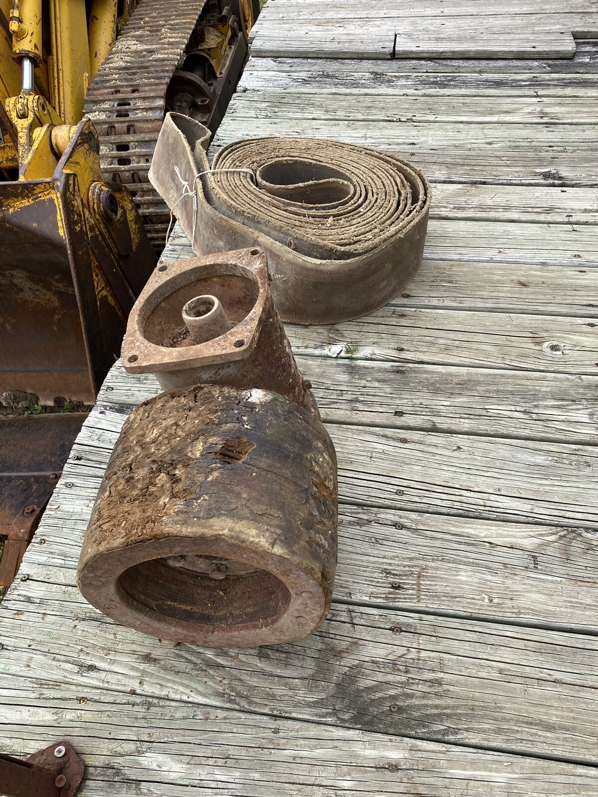 International Belt Driven Pto flat belt bolts on pto shaft Part #373052 ...