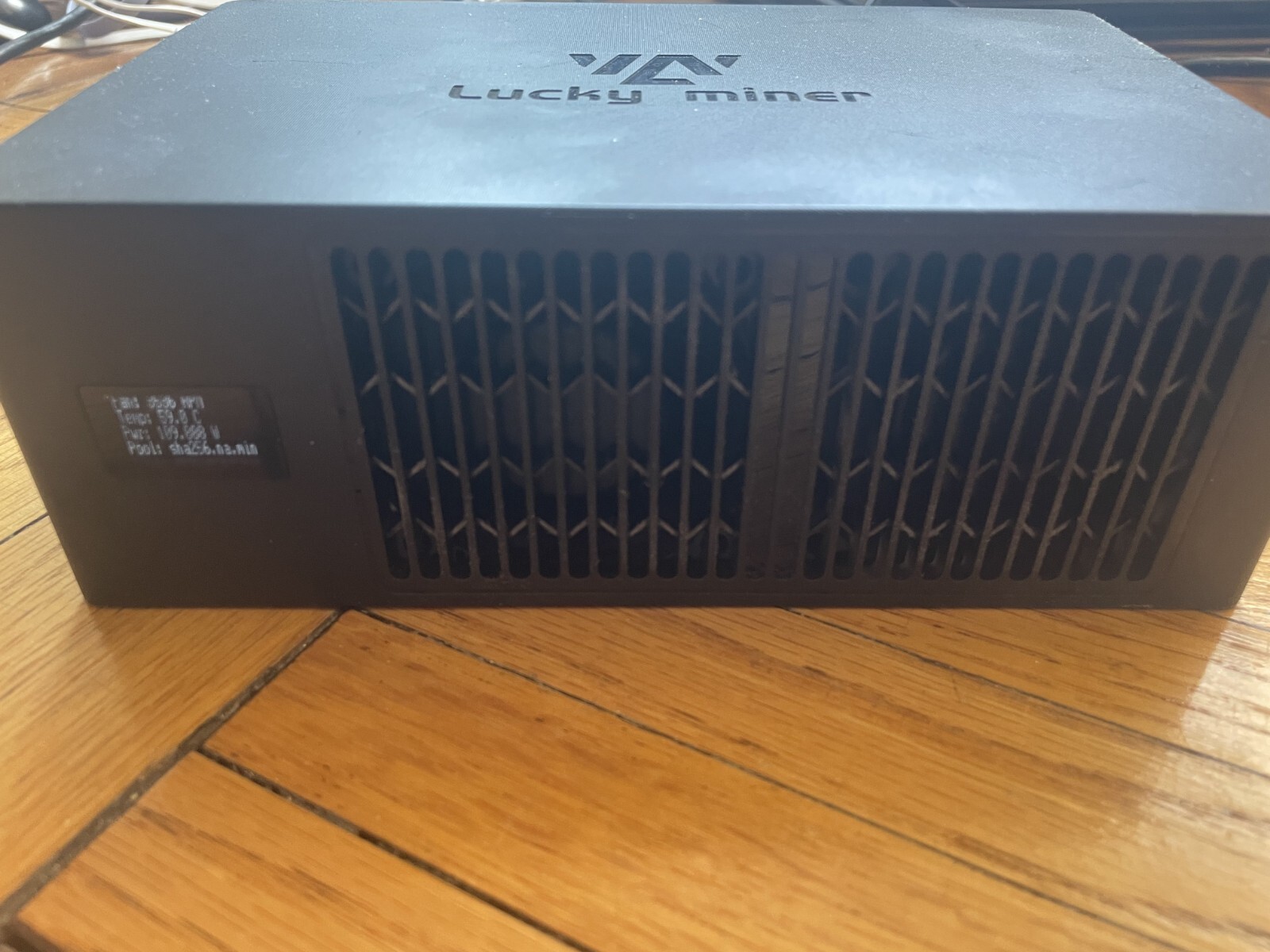 LV08 Lucky Miner Bitcoin BTC Miner SHA-256 4.5T WIFI Solo Mining Lotto ...