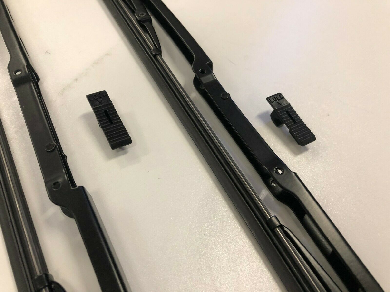 Front Wiper Blades & Genuine Lock clips Range Rover L322 2002 through ...