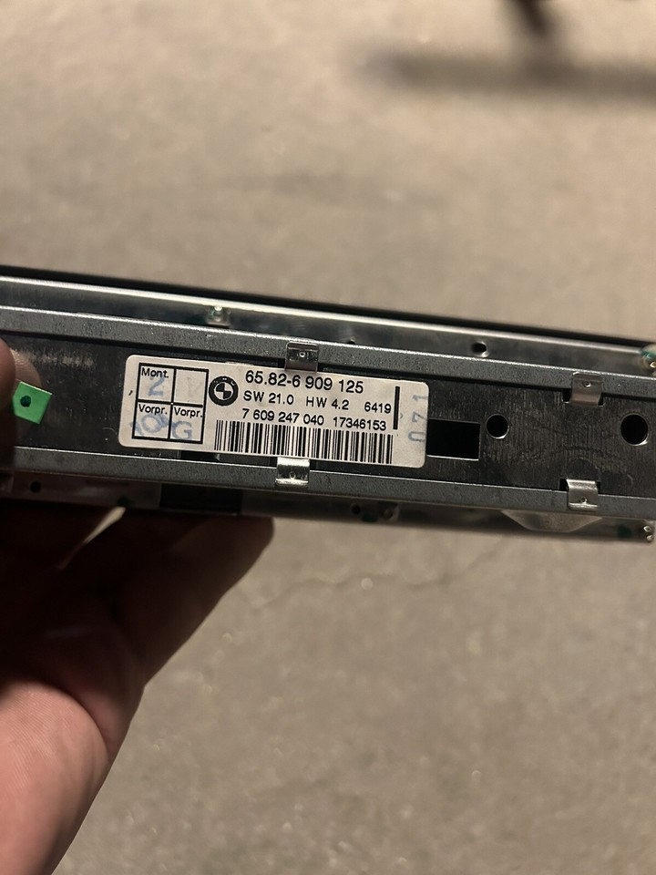 BMW E39 MID RADIO STEREO BC DISPLAY 01 2002 2003 E39 525 530 540 M5 ...