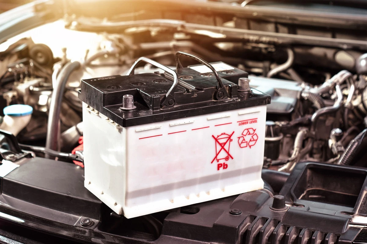How to Dispose of a Dead Car Battery