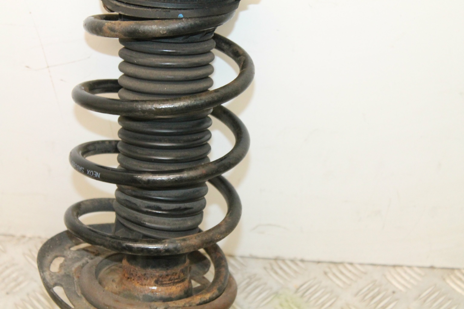CITROEN Ds3 1.6 HDi Right Side Front Suspension Shock Absorber ...