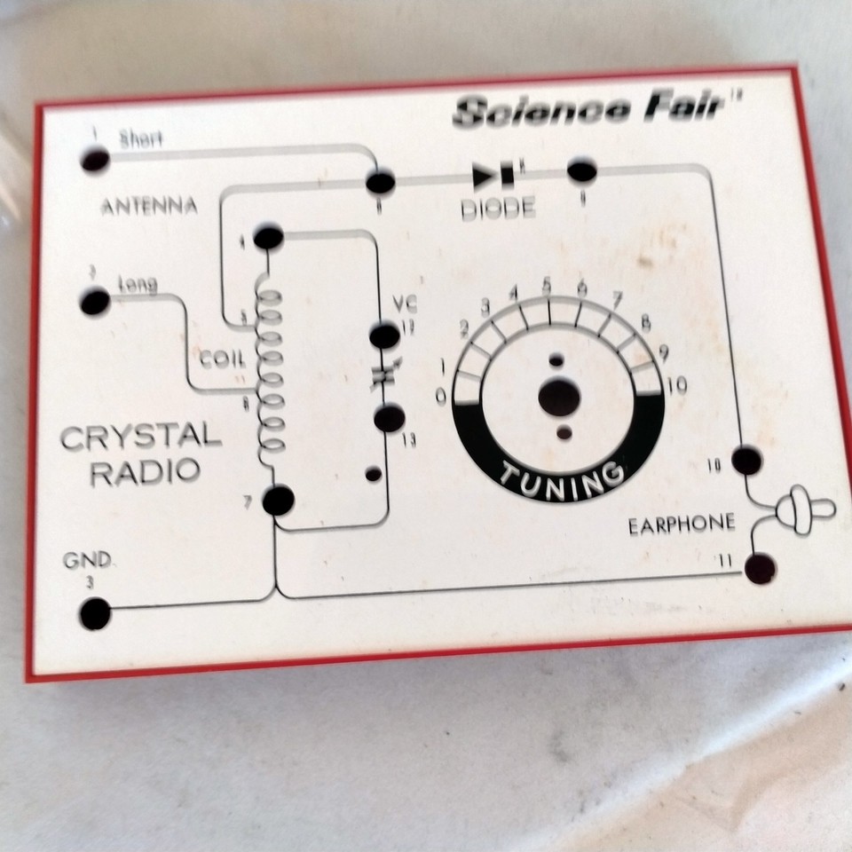 Vintage Crystal AM Radio Science Fair Kit, 28-177 - Has missing parts ...