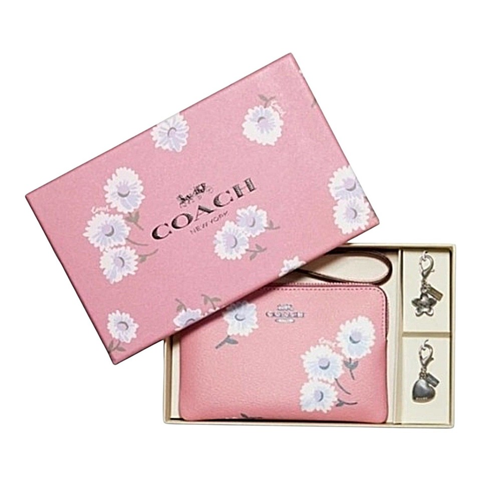 COACH CORNER ZIP WRISTLET WITH PINK DAISY PRINT & 2 CHARMS IN GIFT BOX ...