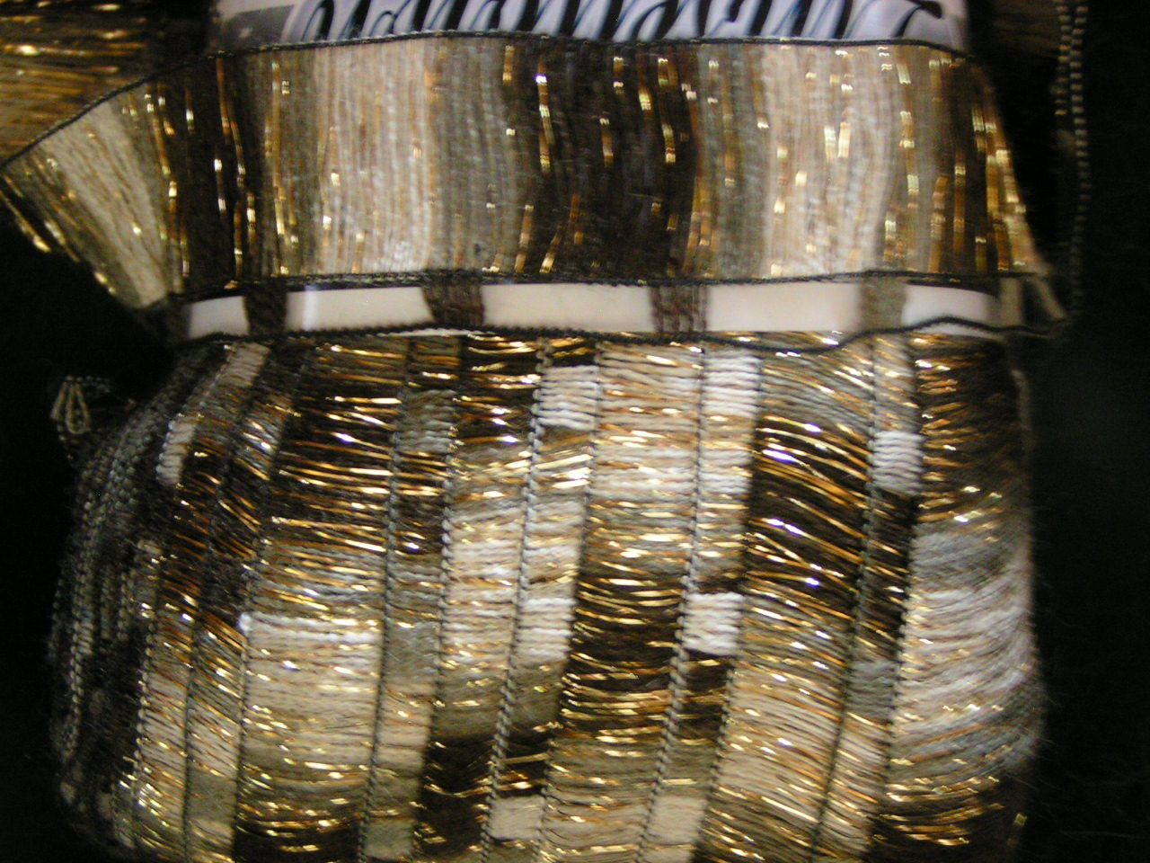 Tinseltown RUFFLE Knitting Yarn / #09 Light Browns | eBay