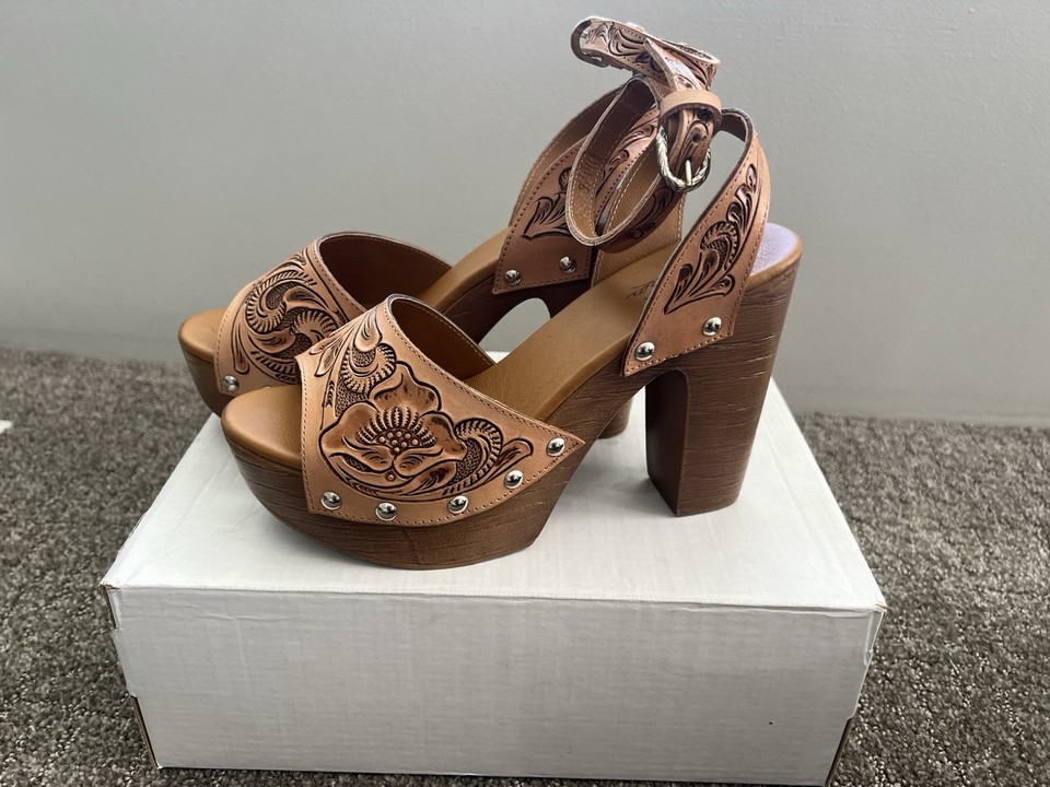 Virginia Women’s Size 9 Tooled Leather Platform Sandals Block Heel | eBay