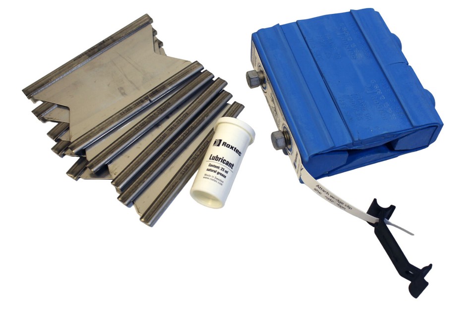 Roxtec Wedge & Wedge Kit 120 AISI ARW0001201021 316 SS NB W/Stayplates ...