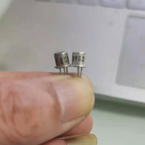 1PCS Transistor SIEMENS TO-18(CAN-3) BSY62 | eBay.de