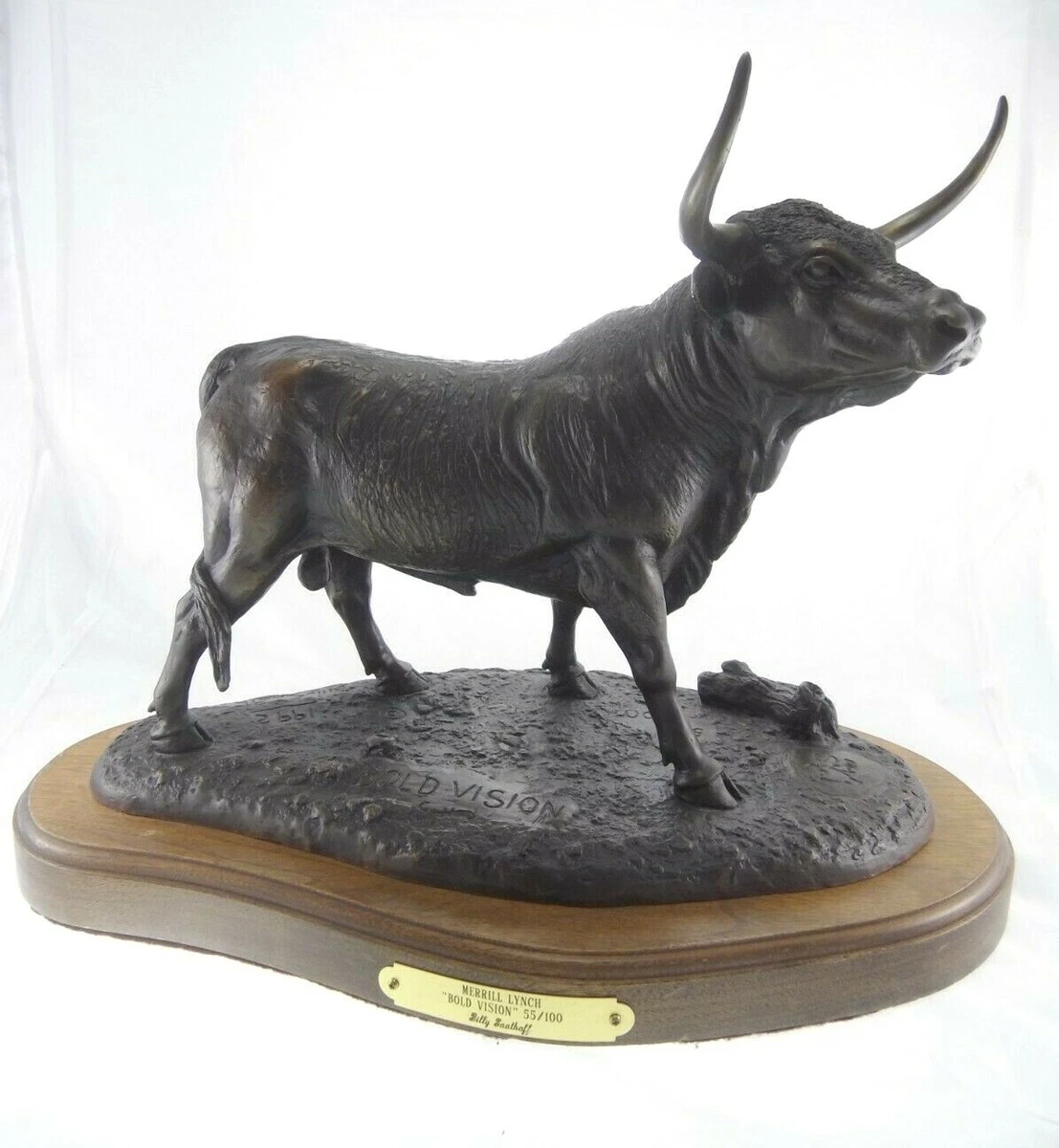 Merrill Lynch Bull Statue
