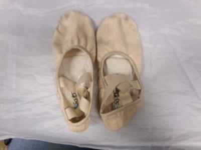 Dance Ballet Shoes So Danca SD16 4.5B Youth Canvas Crossing Straps ...
