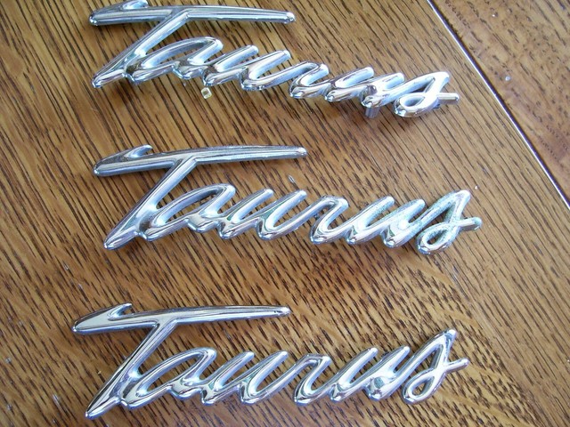 Ford Taurus Emblem F6DB Logo Nameplate Script silver chrome plastic | eBay
