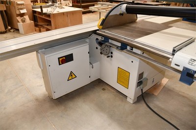 Saws - Professional - Table Saw