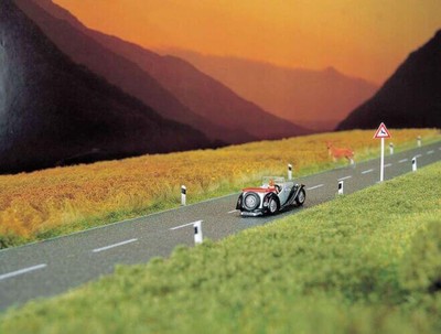 Walthers SceneMaster HO Scale Asphalt Country Road | eBay