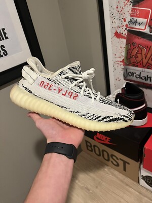 Size 10 - adidas Yeezy Boost 350 V2 2018 Release Zebra | eBay Size 10 - adidas Yeezy Boost 350 V2 2018 Release Zebra | eBay