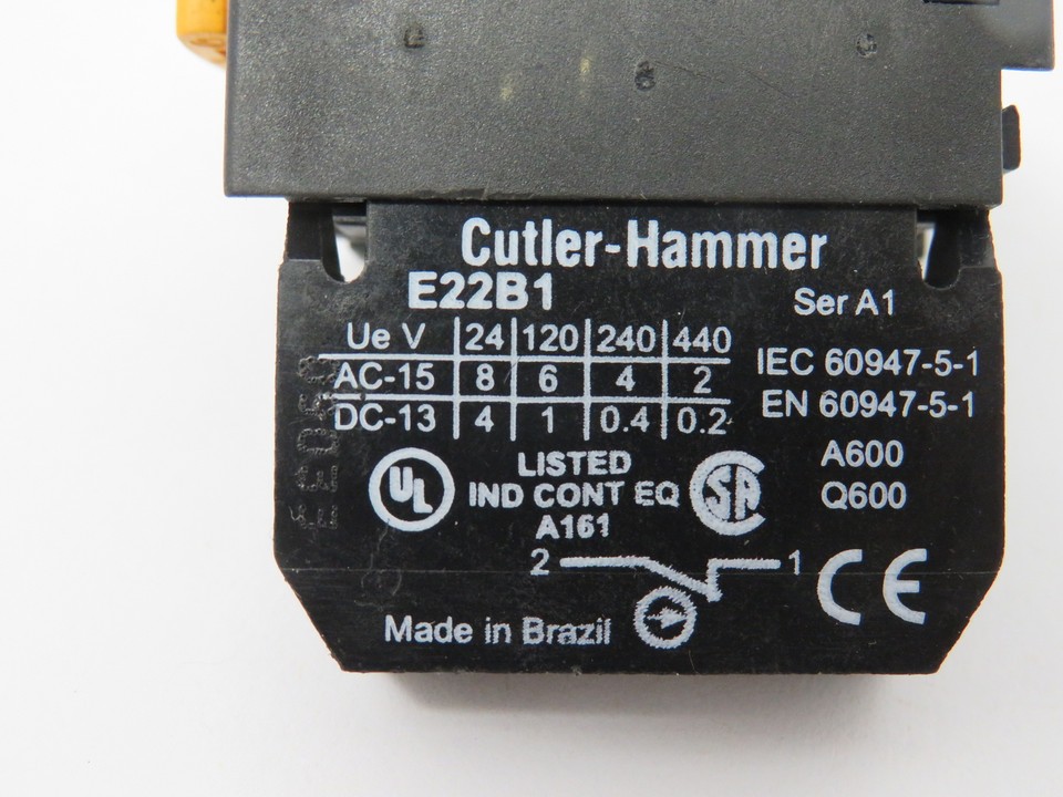 Eaton/Cutler-Hammer E22B1 Ser A1 Pushbutton Contact Block w/Mounting ...